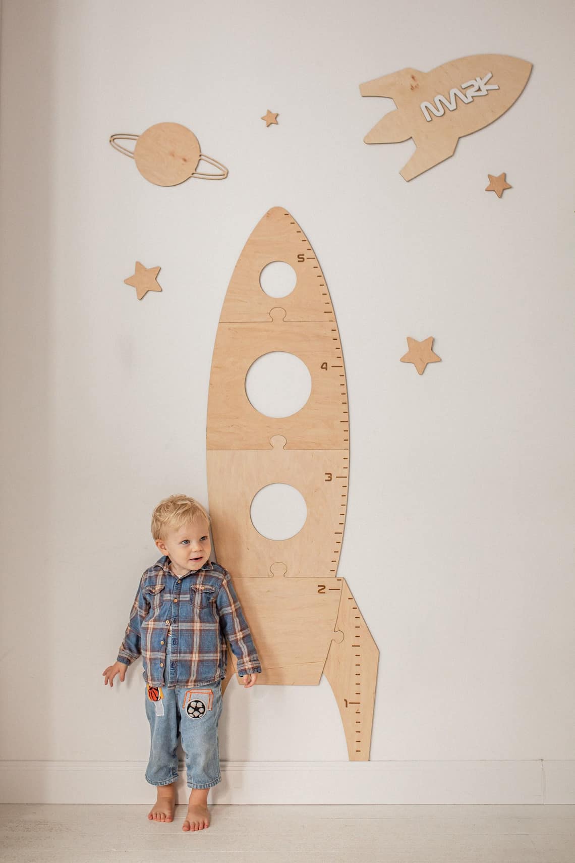 Out of This World: 19 Space-Themed Décor Ideas