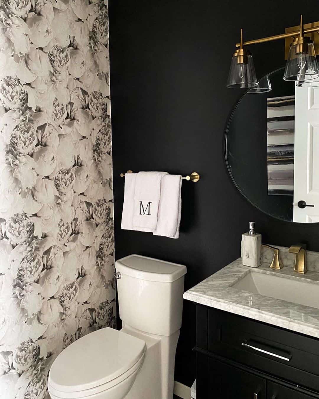 26 Narrow Small Powder Room Ideas With Big Personalities