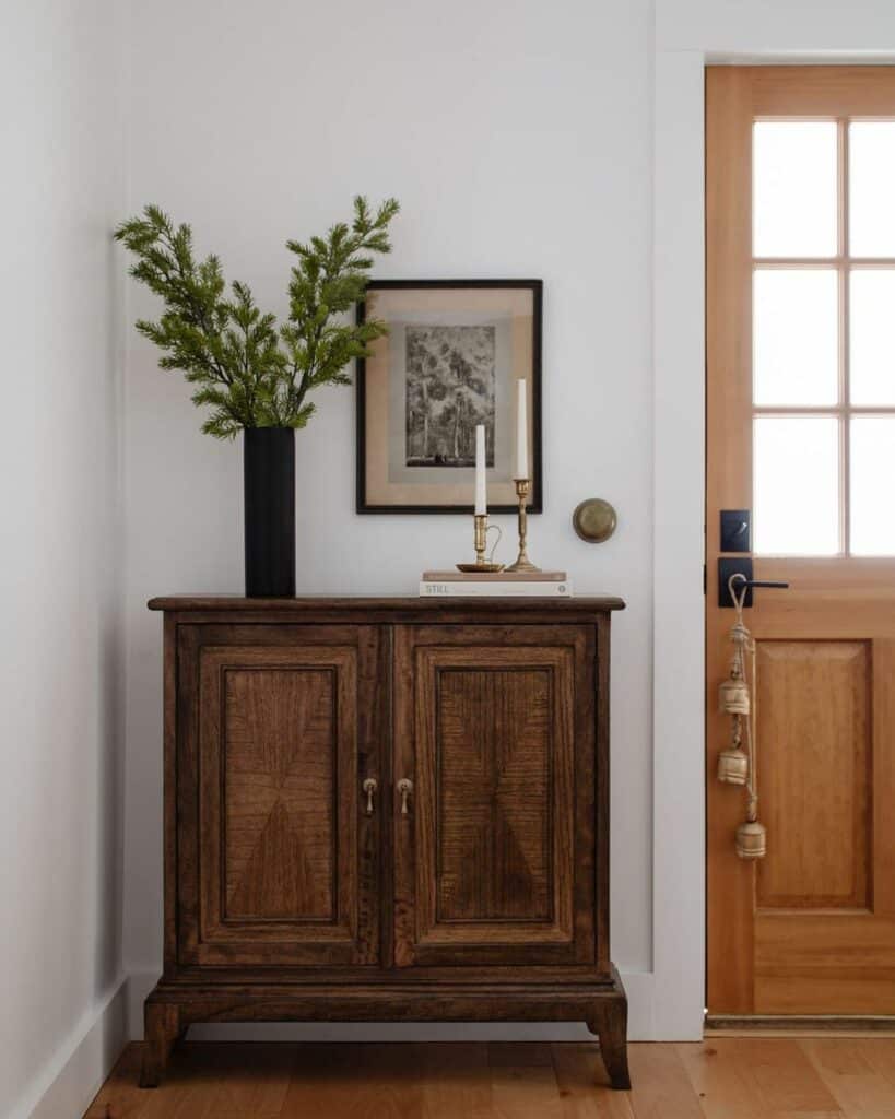 22 Modern Farmhouse Entryway Ideas to Update Your Home