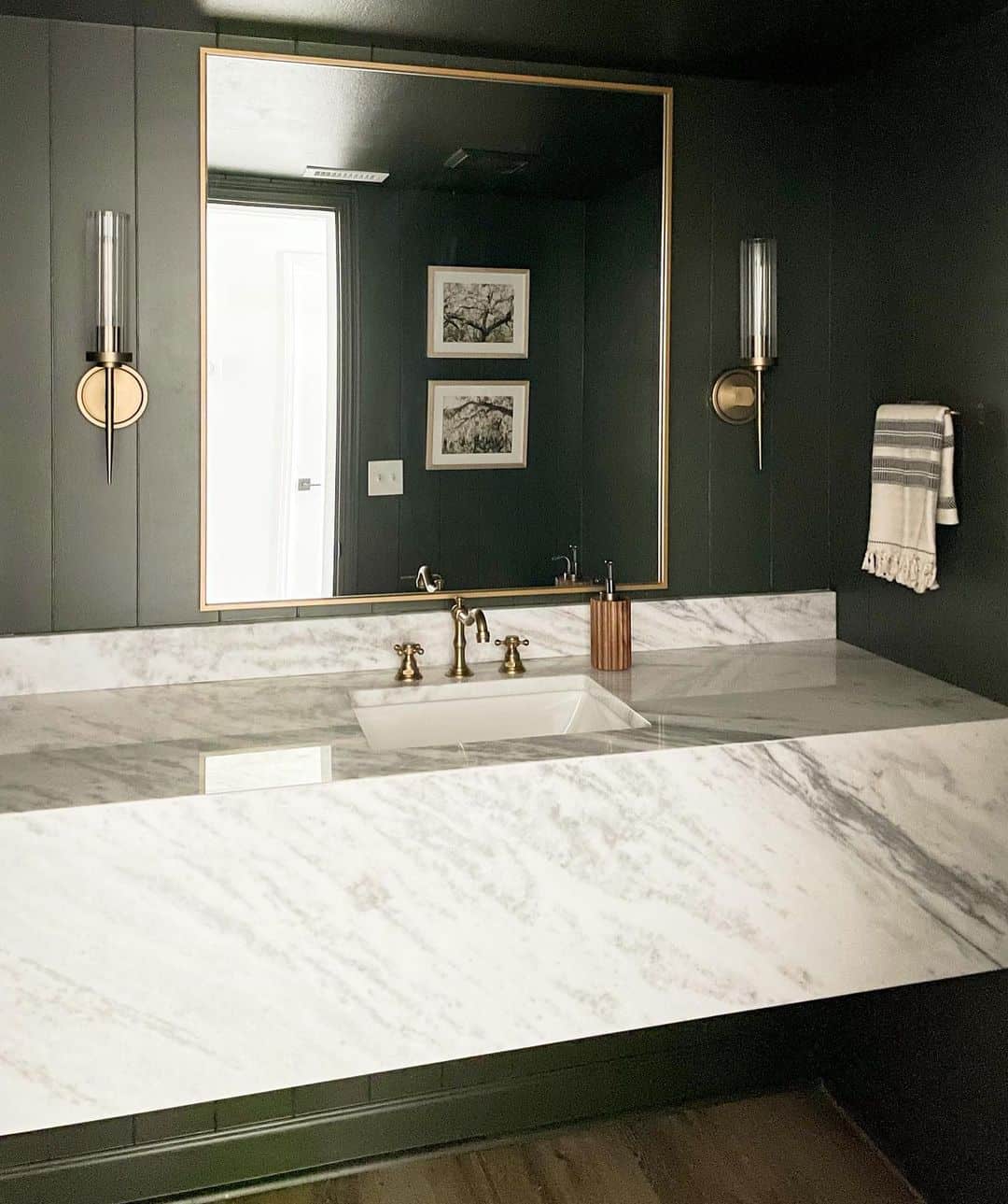 24 Marble Bathroom Ideas That Are Sure To Impress You