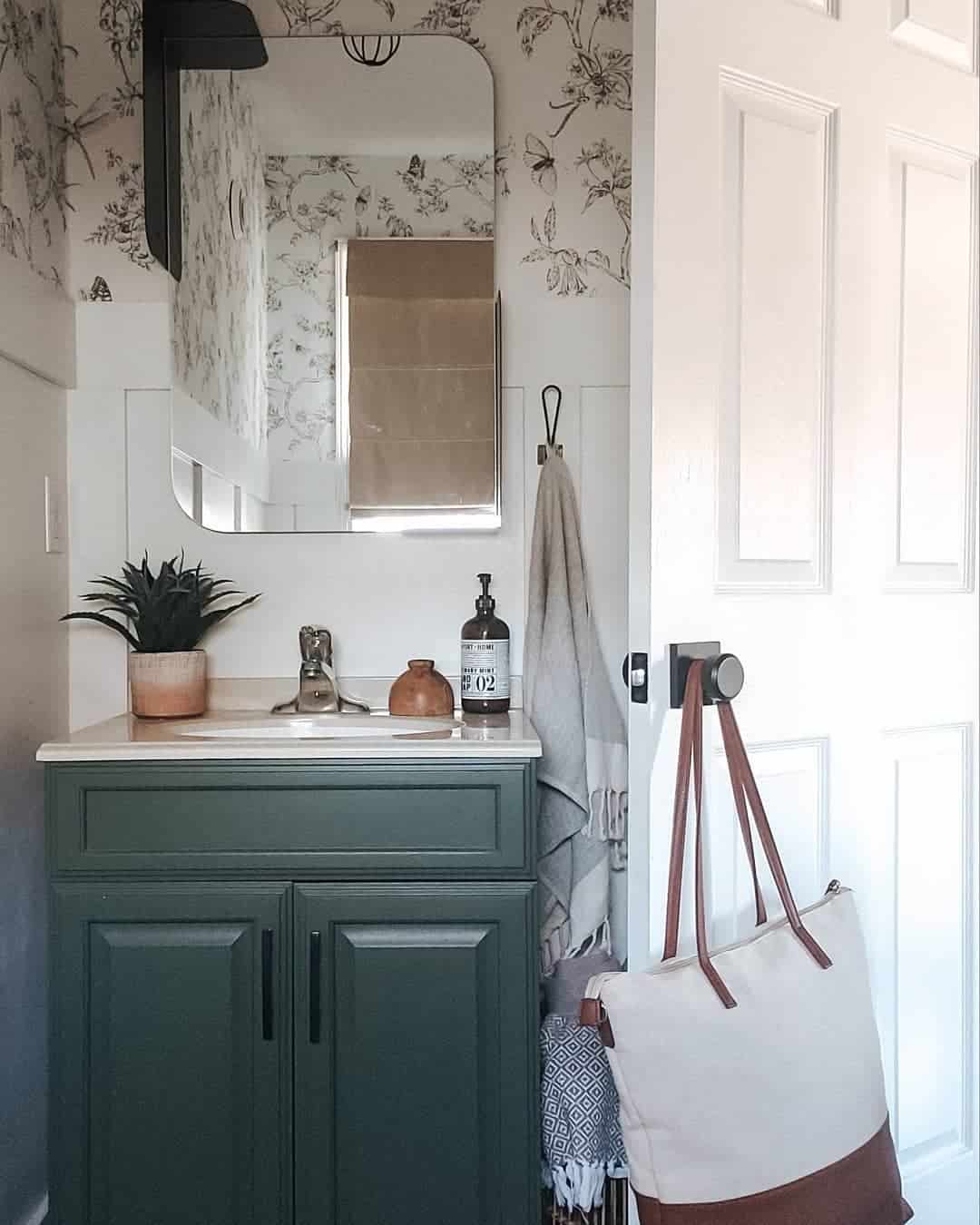 26 Narrow Small Powder Room Ideas With Big Personalities