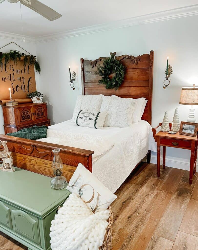 28 Lovely Country Bedroom Ideas To Achieve a Cozy Design