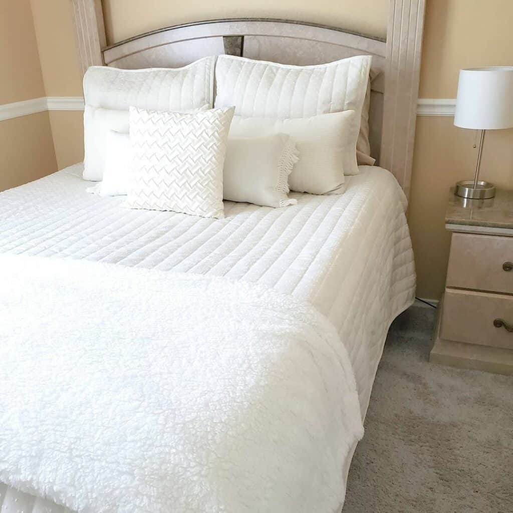 30 Simple Bedroom Ideas To Achieve Minimalistic Elegance