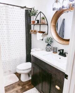 28 Small Full Bathroom Ideas That Make a Big Statement