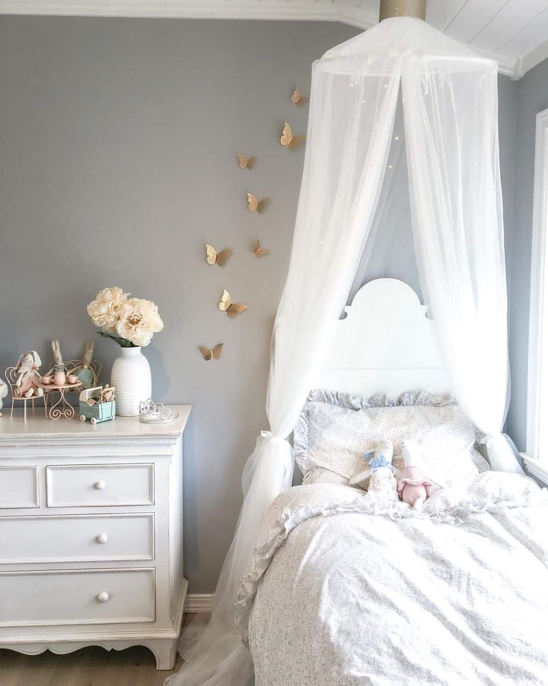 25 Gray Room Ideas To Achieve a Calm and Relaxing Aesthetic