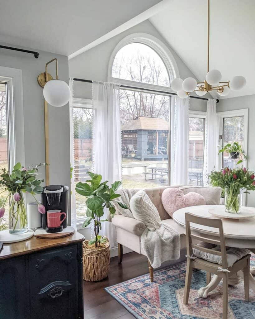 24 Breakfast Nook Ideas for a Cozy Place To Relax