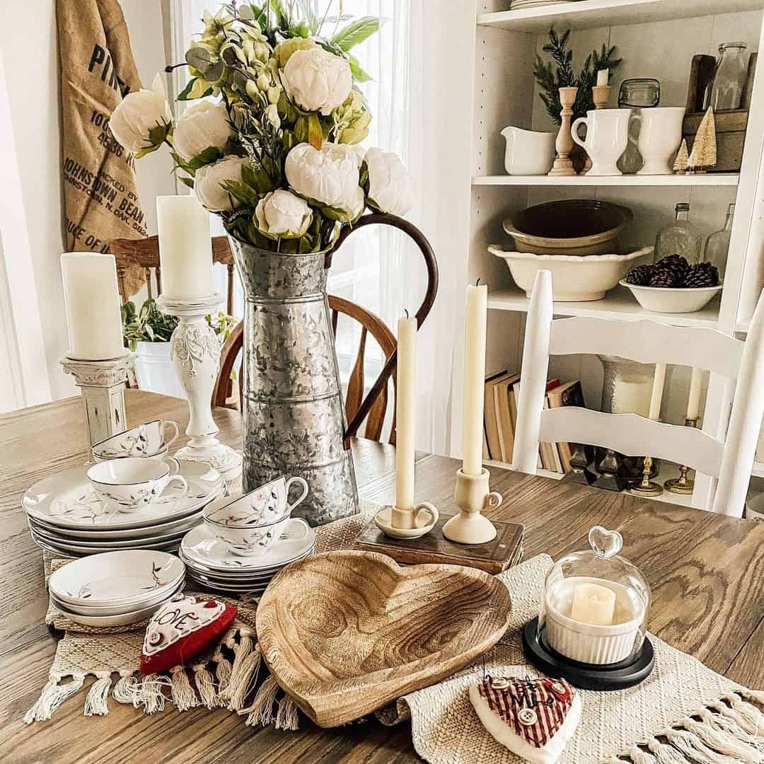 19 Lovely Dining Table Decoration Ideas for Every Season