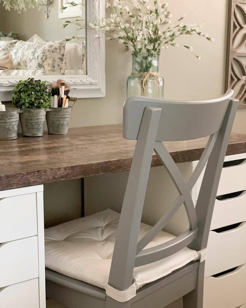 25 Beautiful and Functional Vanity Ideas for Any Space