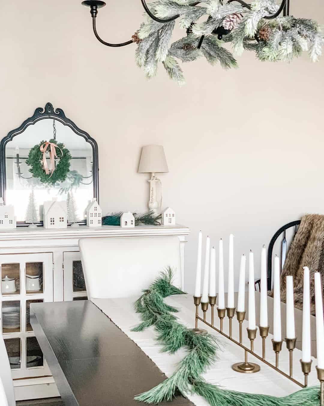 23 Whimsical Winter Table Centerpieces To Inspire You