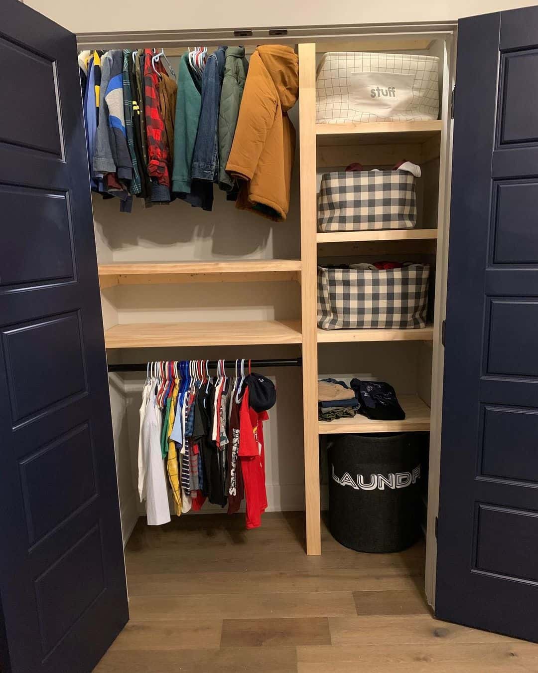 25 Closet Shelving Ideas That Combine Style and Structure