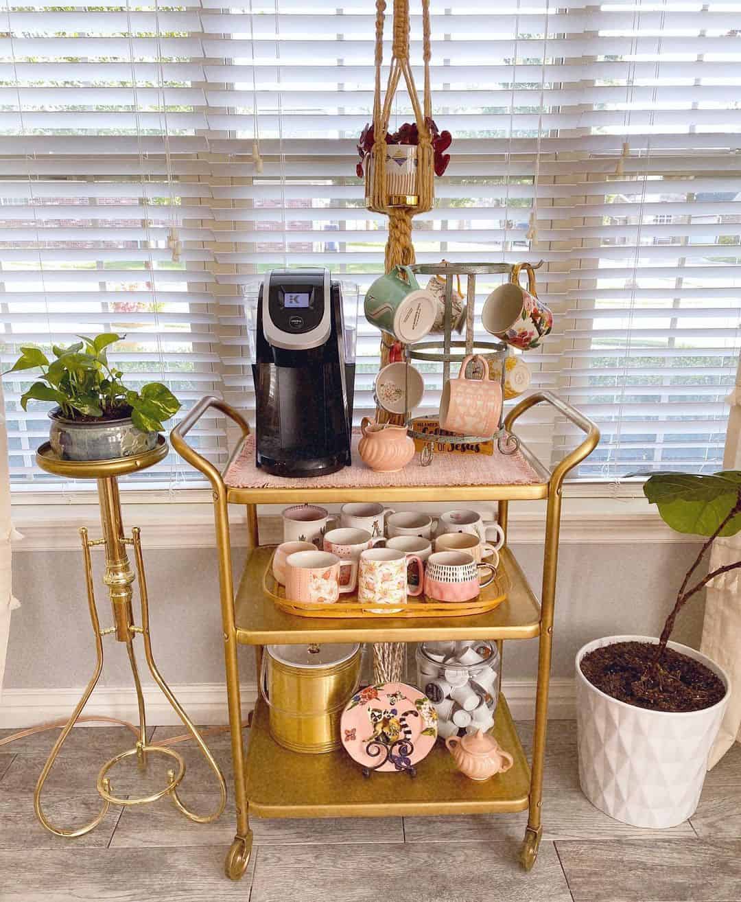 25 Aromatic Home Coffee Bars That Will Brew You Away