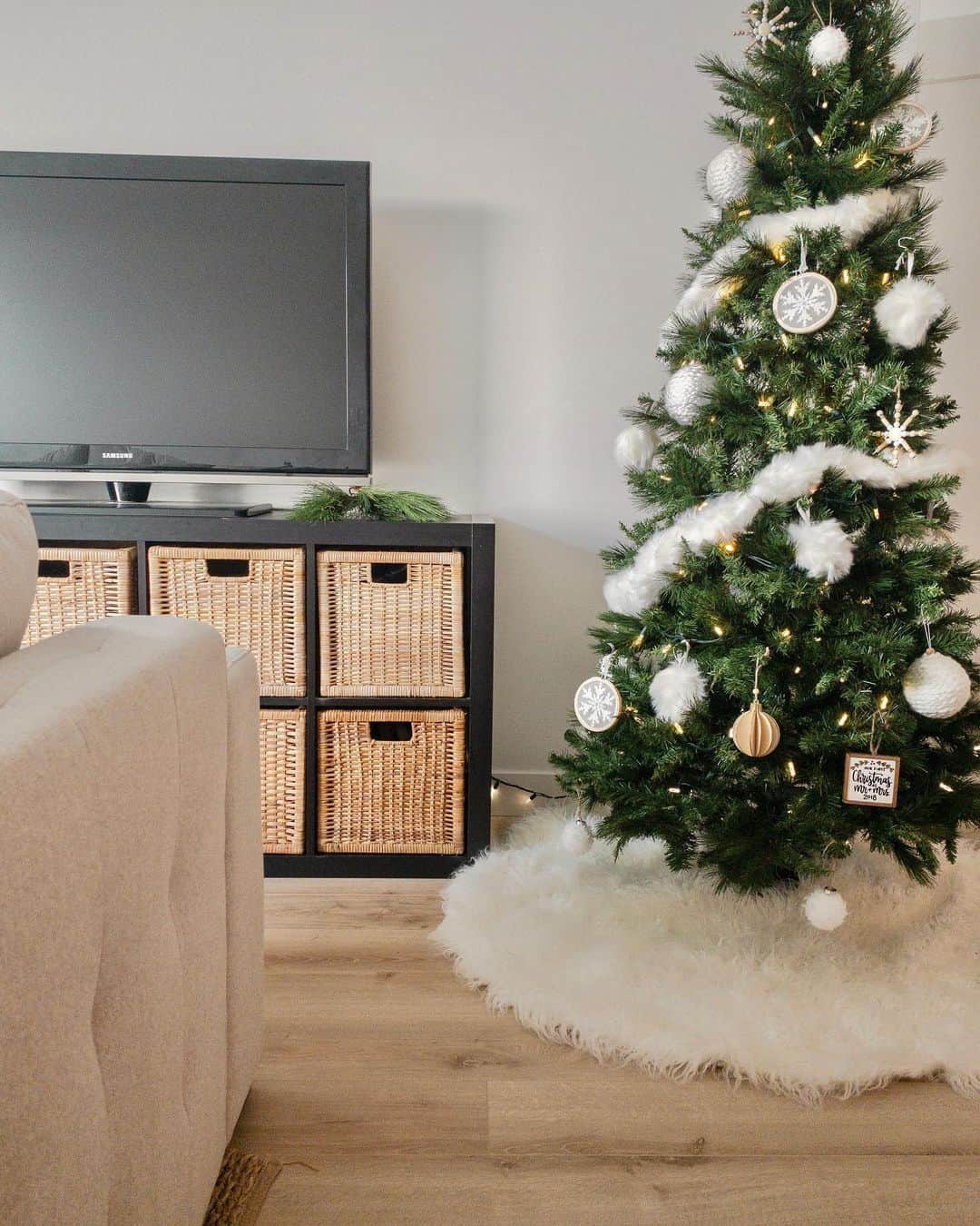 22 Merry and Bright Christmas Tree Ideas for a Festive Season