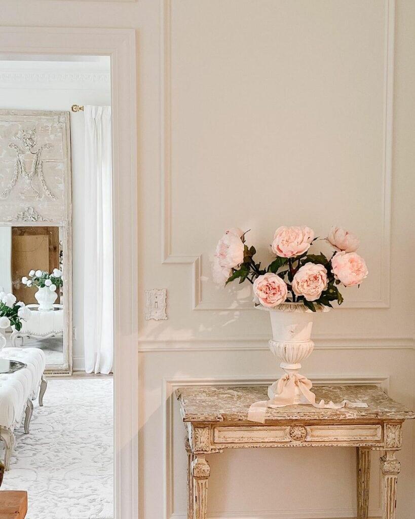 30 Picture Frame Molding Ideas To Give Your Walls Character