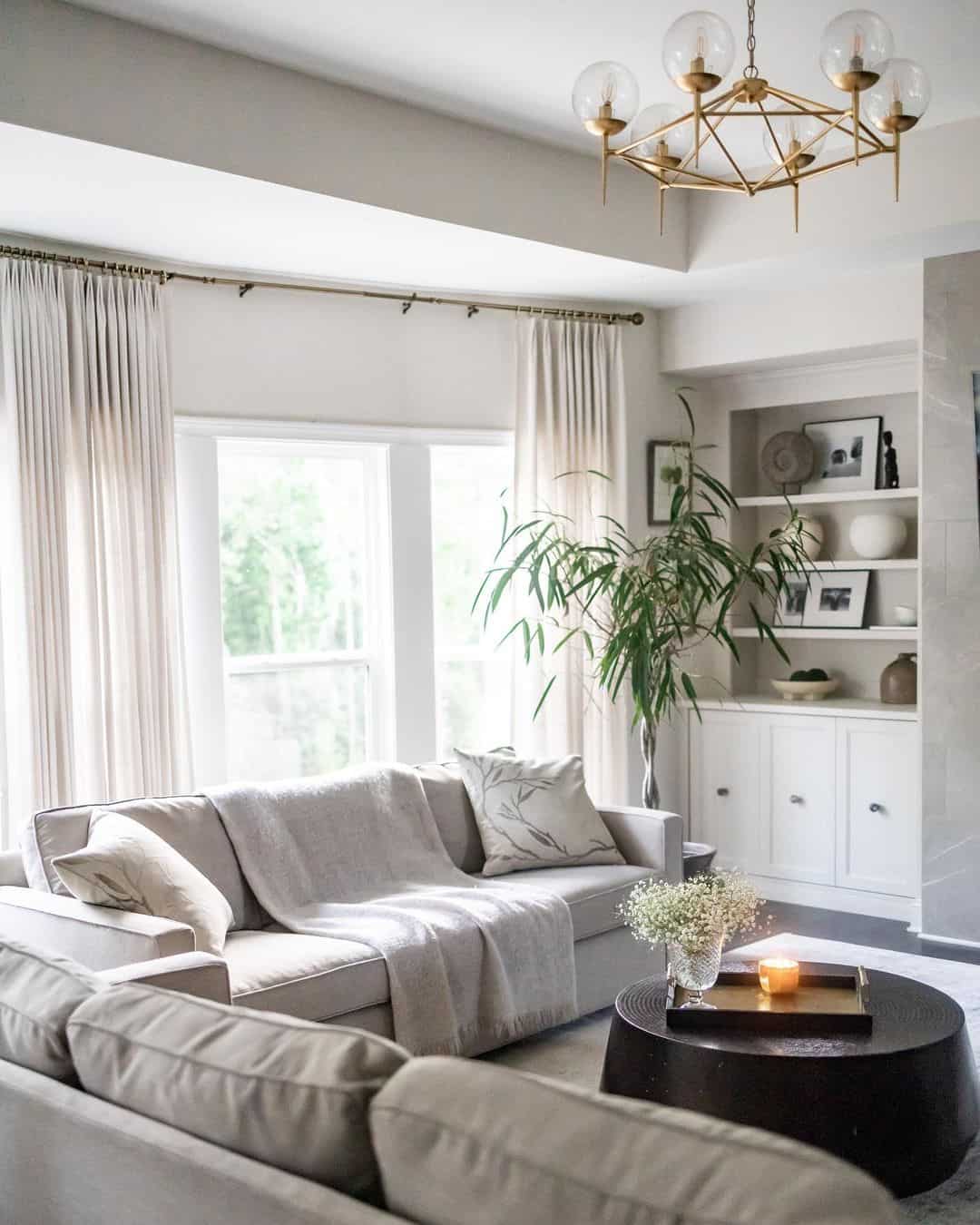 27 Living Room Built-in Ideas for Added Storage and Style