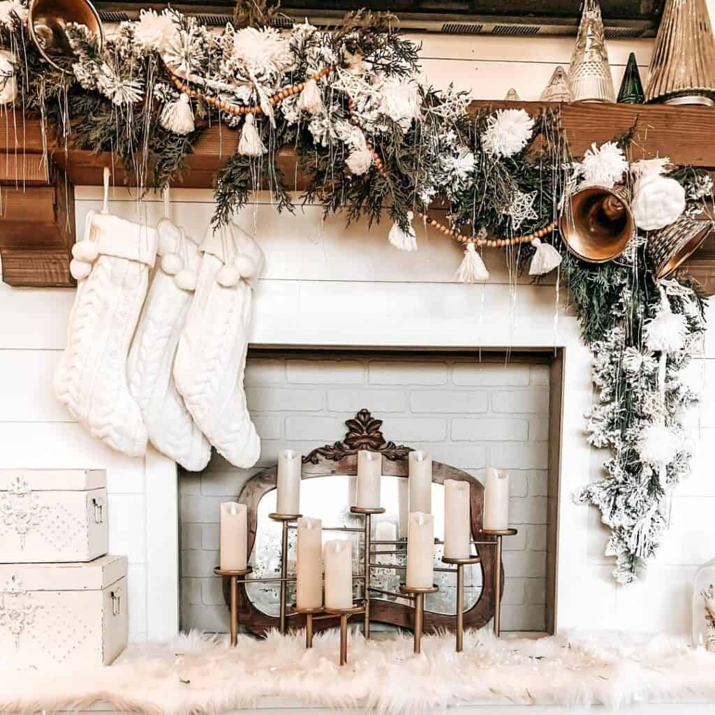 23 Stunning Metallic Christmas Décor Ideas to Deck the Halls