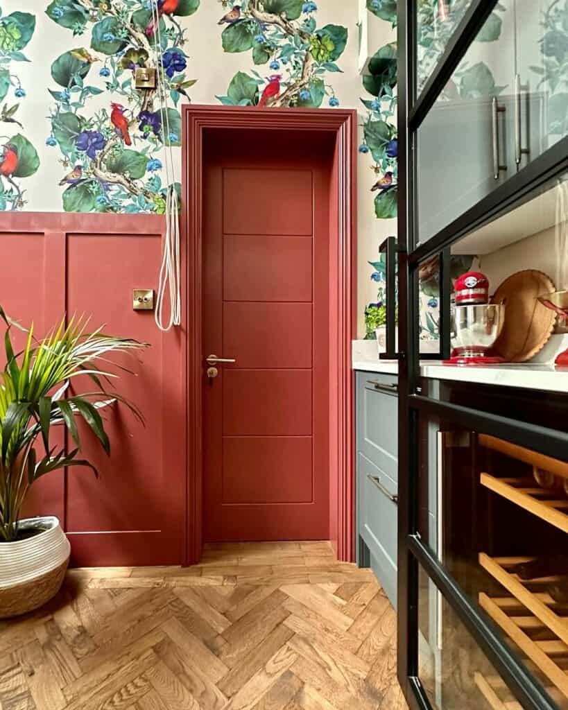 24 Incredible Painted Trim Ideas That Aren’t White