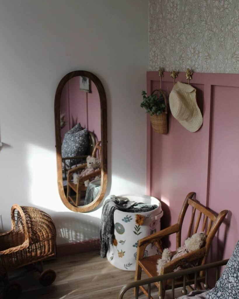 23 Colored Wainscoting Ideas to Perk Up Your Space
