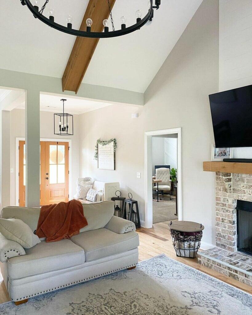 24 High Ceiling Living Room Ideas for a Grand Appearance