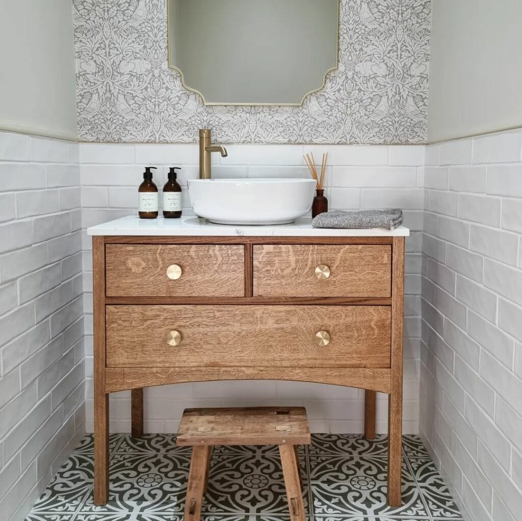 Stacked Vs. Offset Tiles: The Ultimate Tile Layout Debate