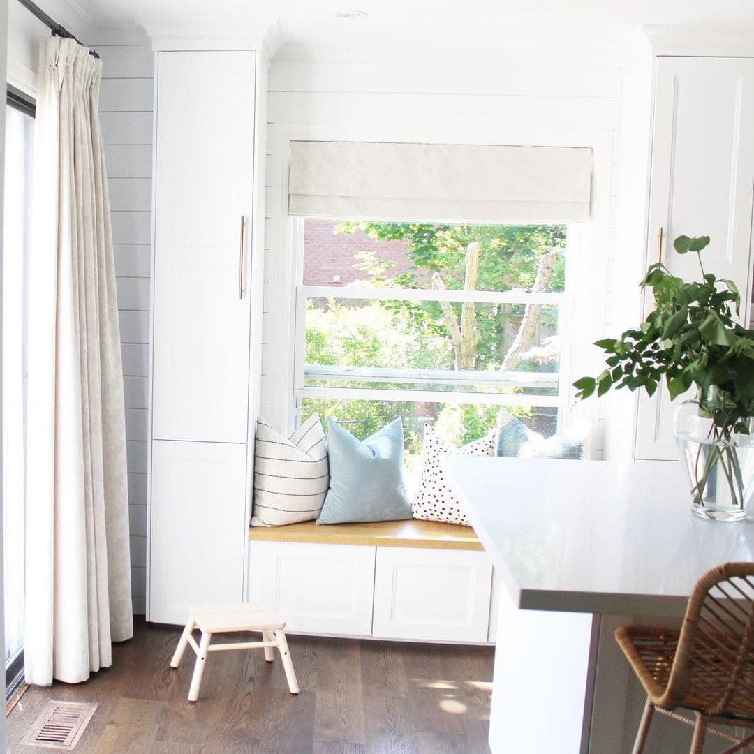 21 Picturesque Ideas for Shiplap Around Windows