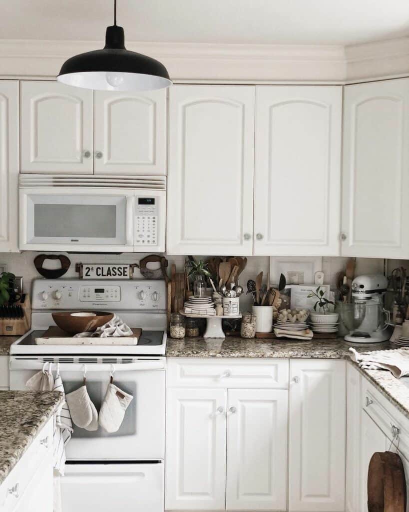30 Kitchen Pendant Lighting Ideas To Brighten Your Day