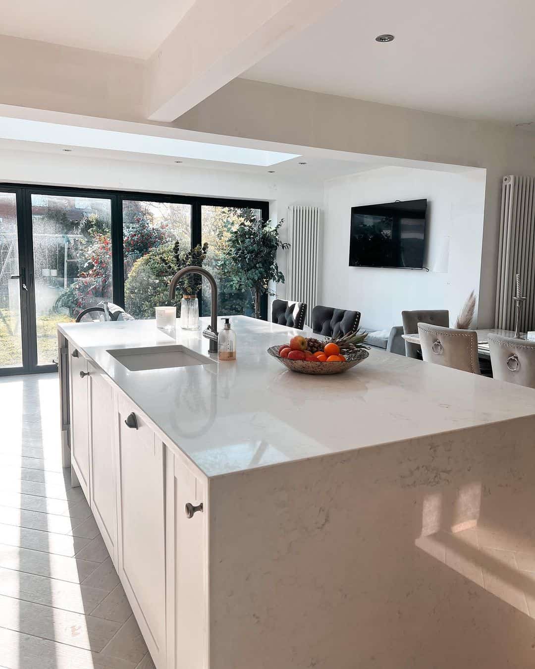 27 Unforgettable and Inspiring Shaker-Style Kitchen Islands